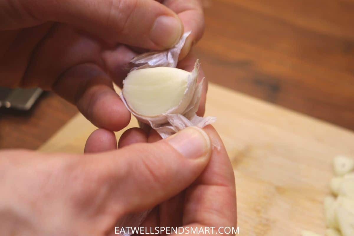How to slice garlic: simple cooking tutorial - Eat Well Spend Smart
